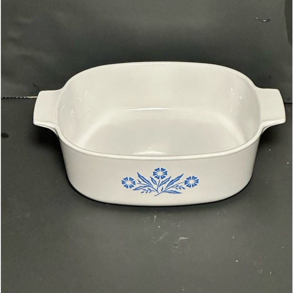 Corningware | Dining | Vintage Corning Ware 2 Quart Casserole Dish ...